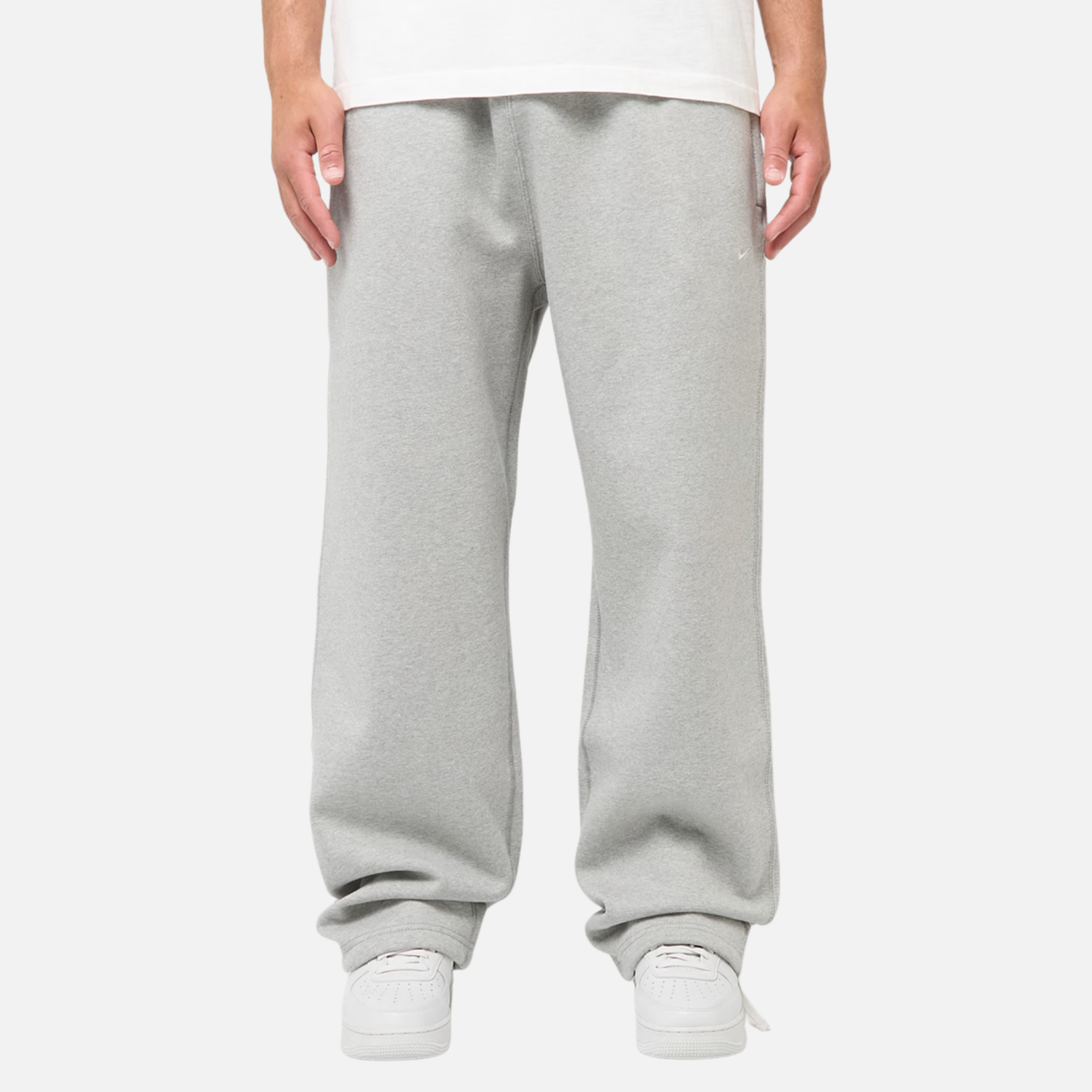 Nike Solo Swoosh Fleece Open-Hem Grey Pants – Puffer Reds